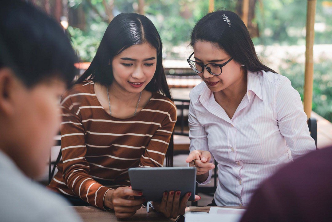 AECOM - PlanEngage - Bringing the planning process to life with GIS ...